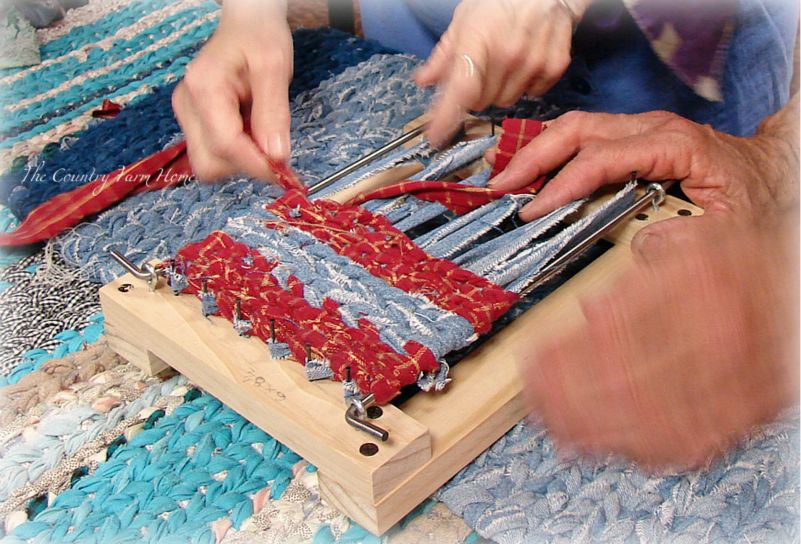 Our Old Country Store: Mini Rag Rug Loom Giveaway!