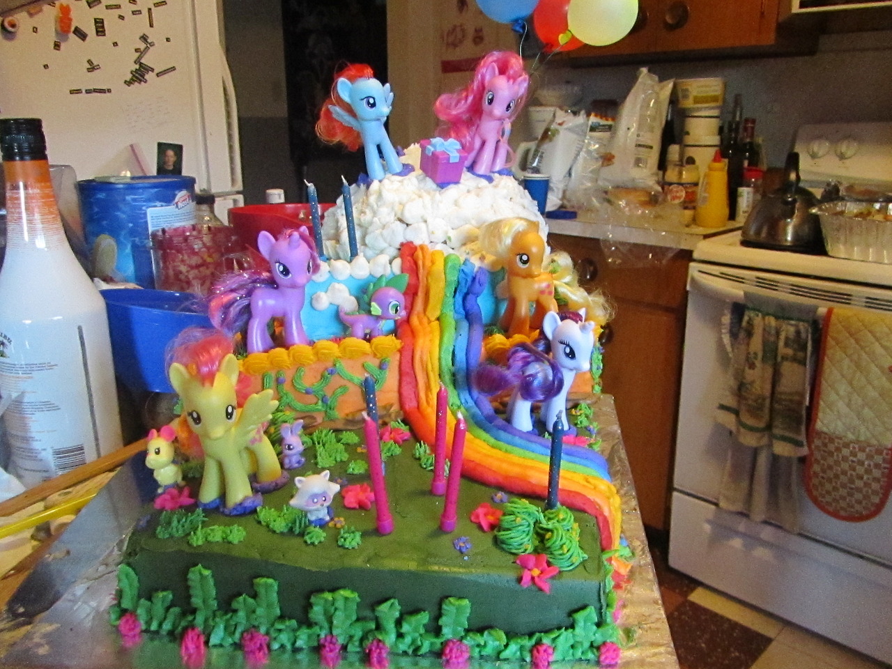 Equestria Daily - MLP Stuff!: Cake Compeition - Prepare to be Hungry!