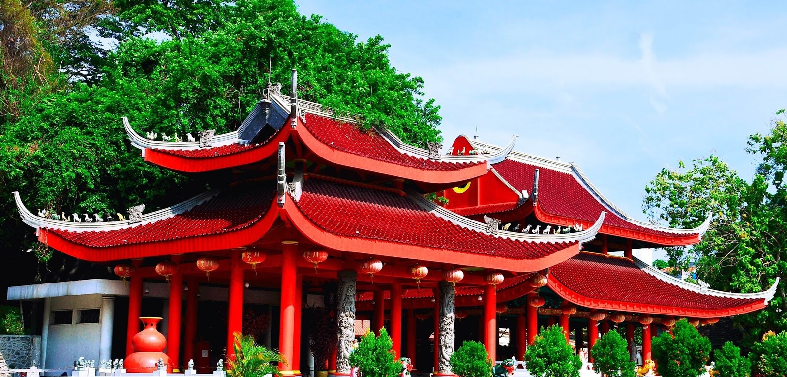 SAM POO KONG TEMPLE:KELIK PRAMUDYA