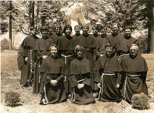 Room 5 World History: Monks, nuns, and Mendicants