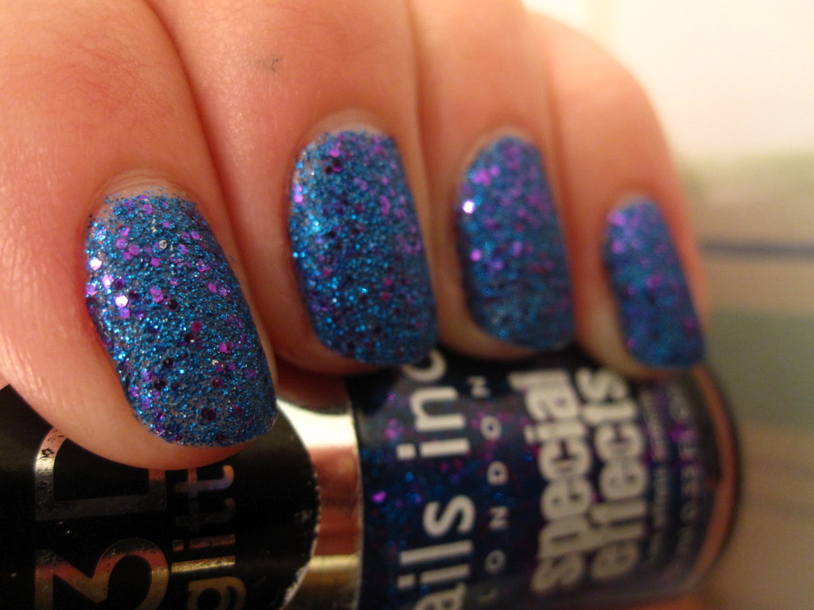 4 Nails: Nails Inc. Connaught Square Swatch