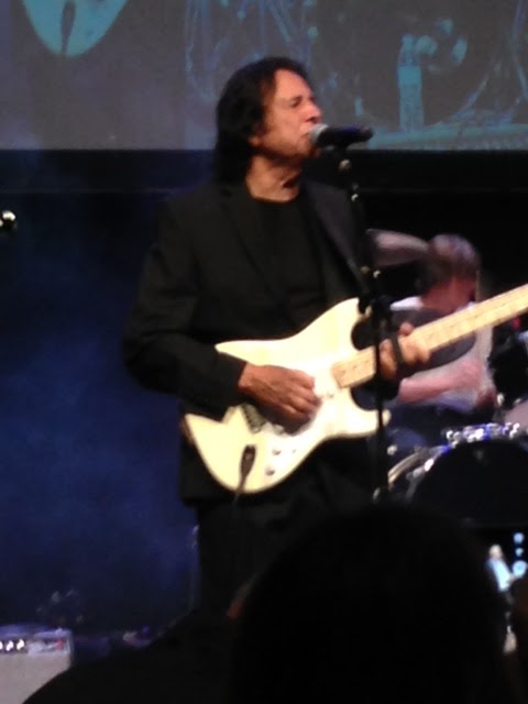 FORGOTTEN HITS: Tommy Roe / Chris Montez / and Beatlerama: Our Concert ...