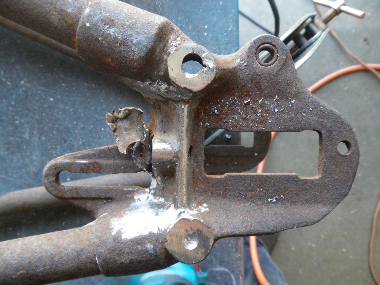 Throwback cycle parts: Vl Frame progress