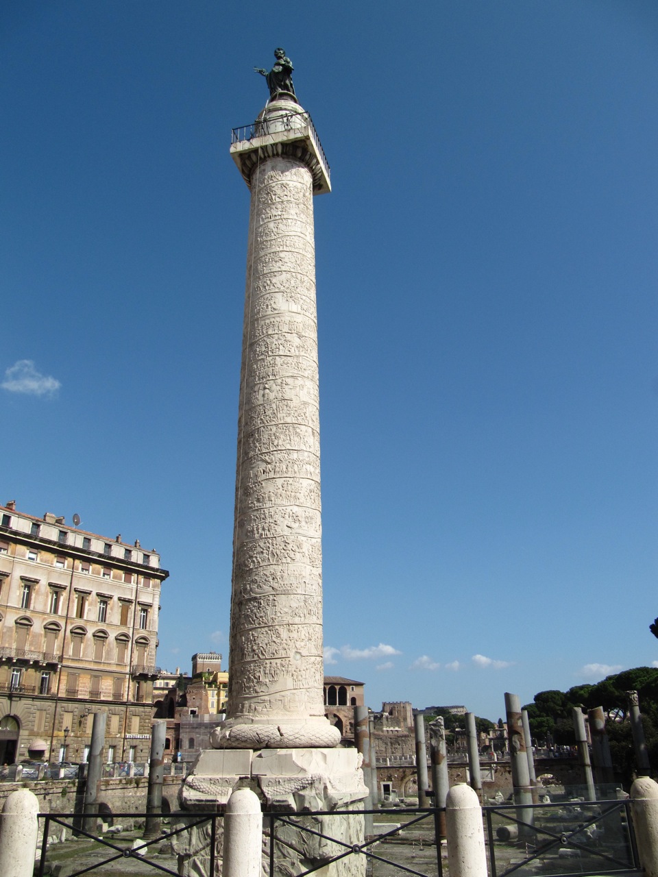 Columna de Traxano - Monumento conmemorativo da victoria do emperador ...