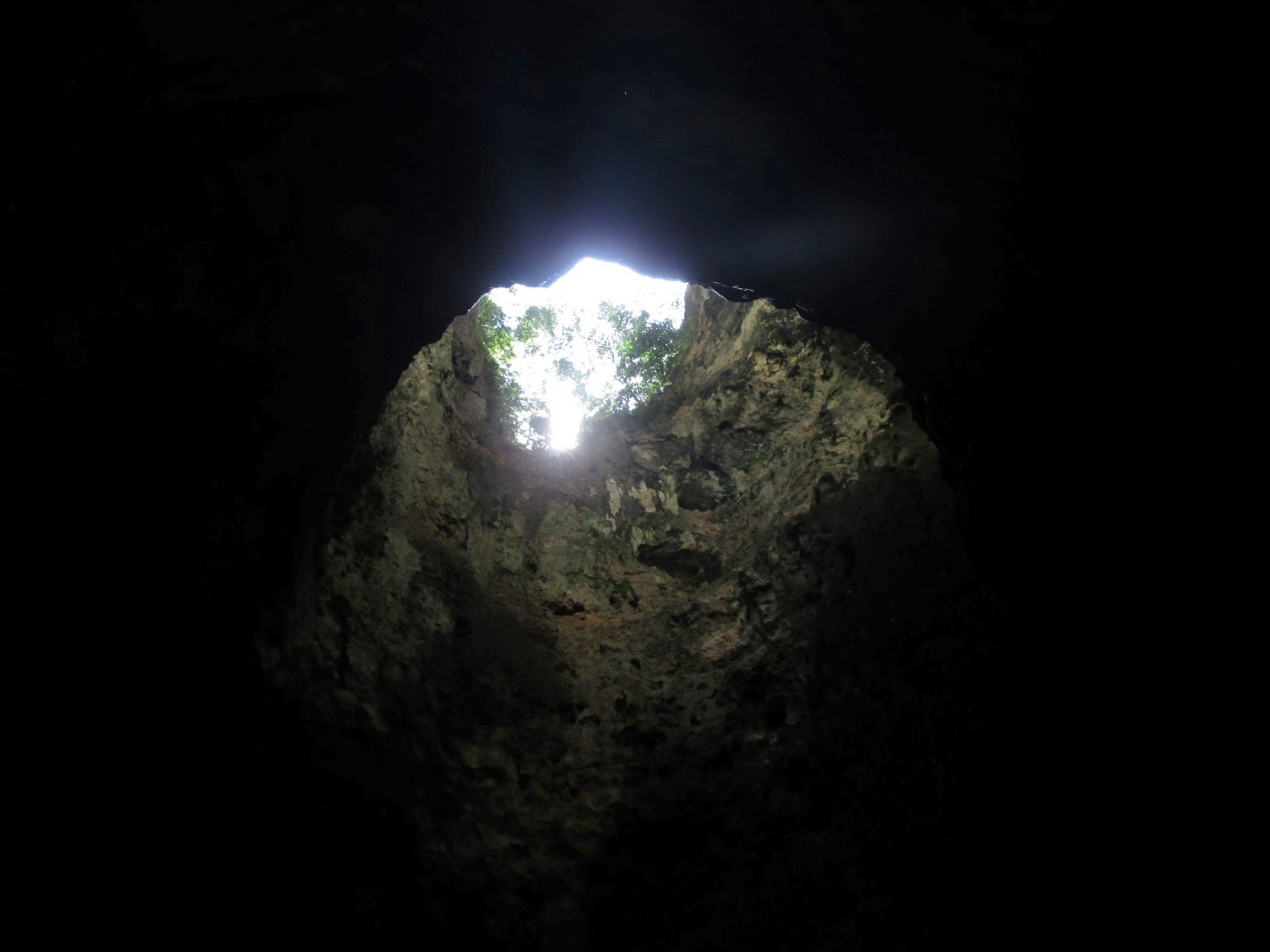 Adventure in Balay sa Agta cave in Argao, Cebu: House of the Giant