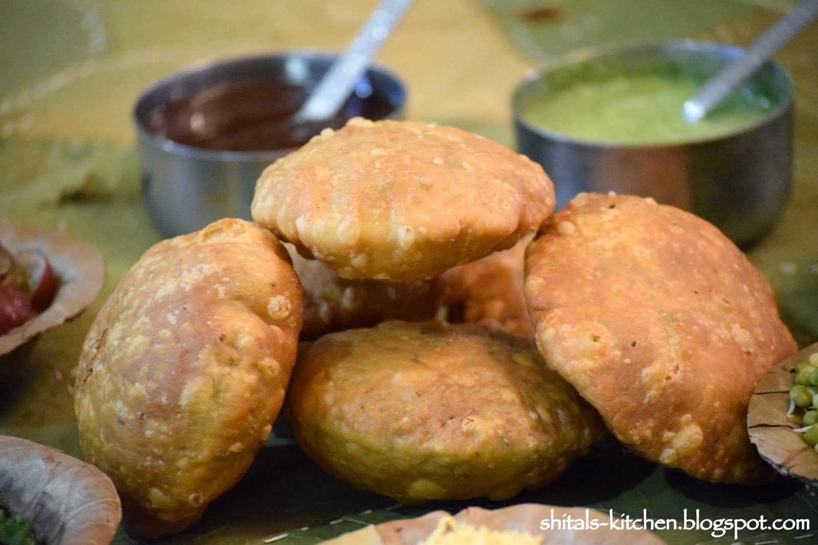 Shital's-Kitchen: Khasta Kachori