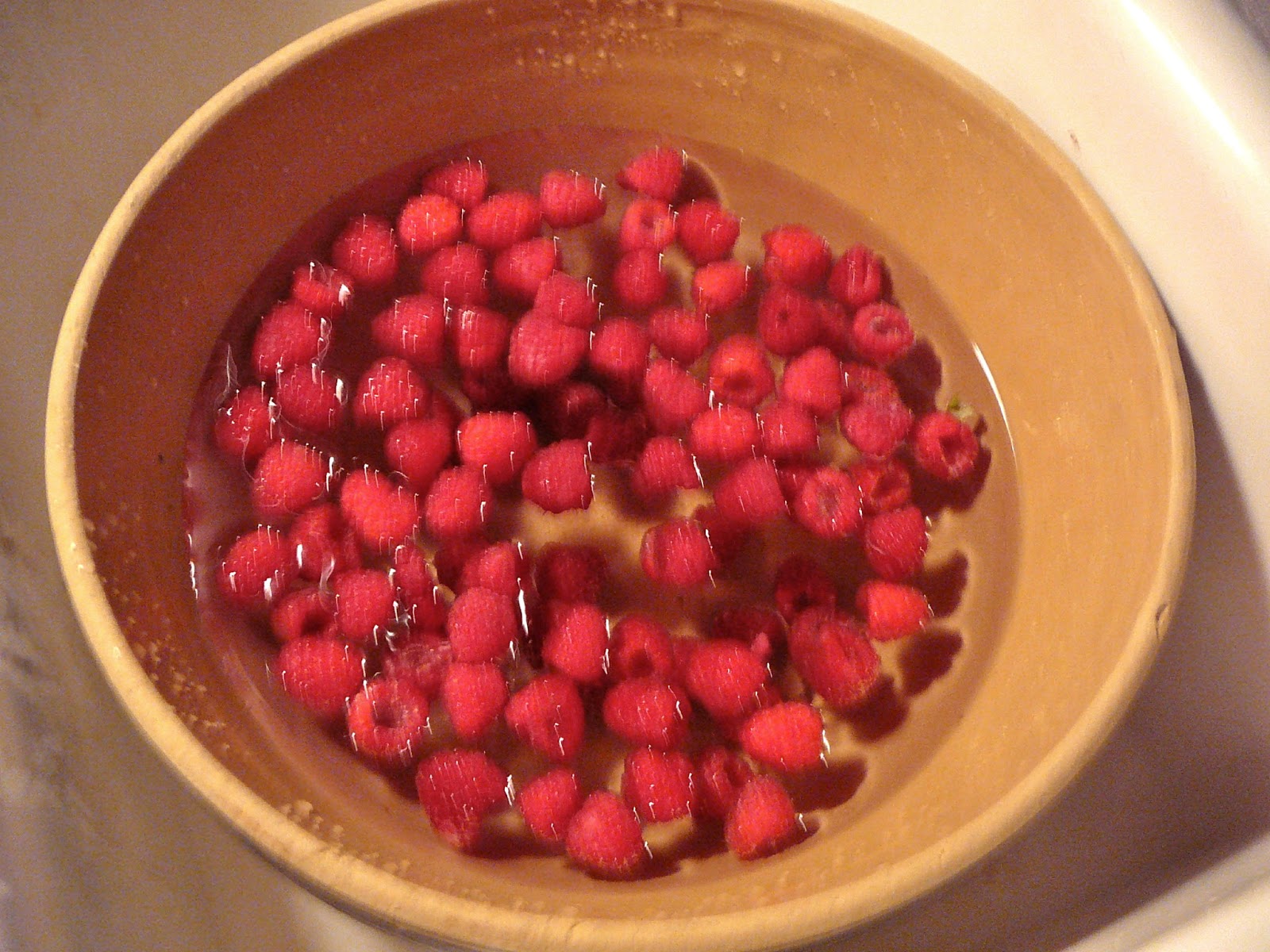 The Hidden Pantry: KEEP BERRIES LONGER with this Easy Rinse that ...