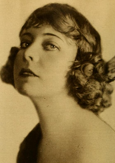 Myrtle Stedman: The Girl with the Sweet Contralto Eyebrows | Curtains