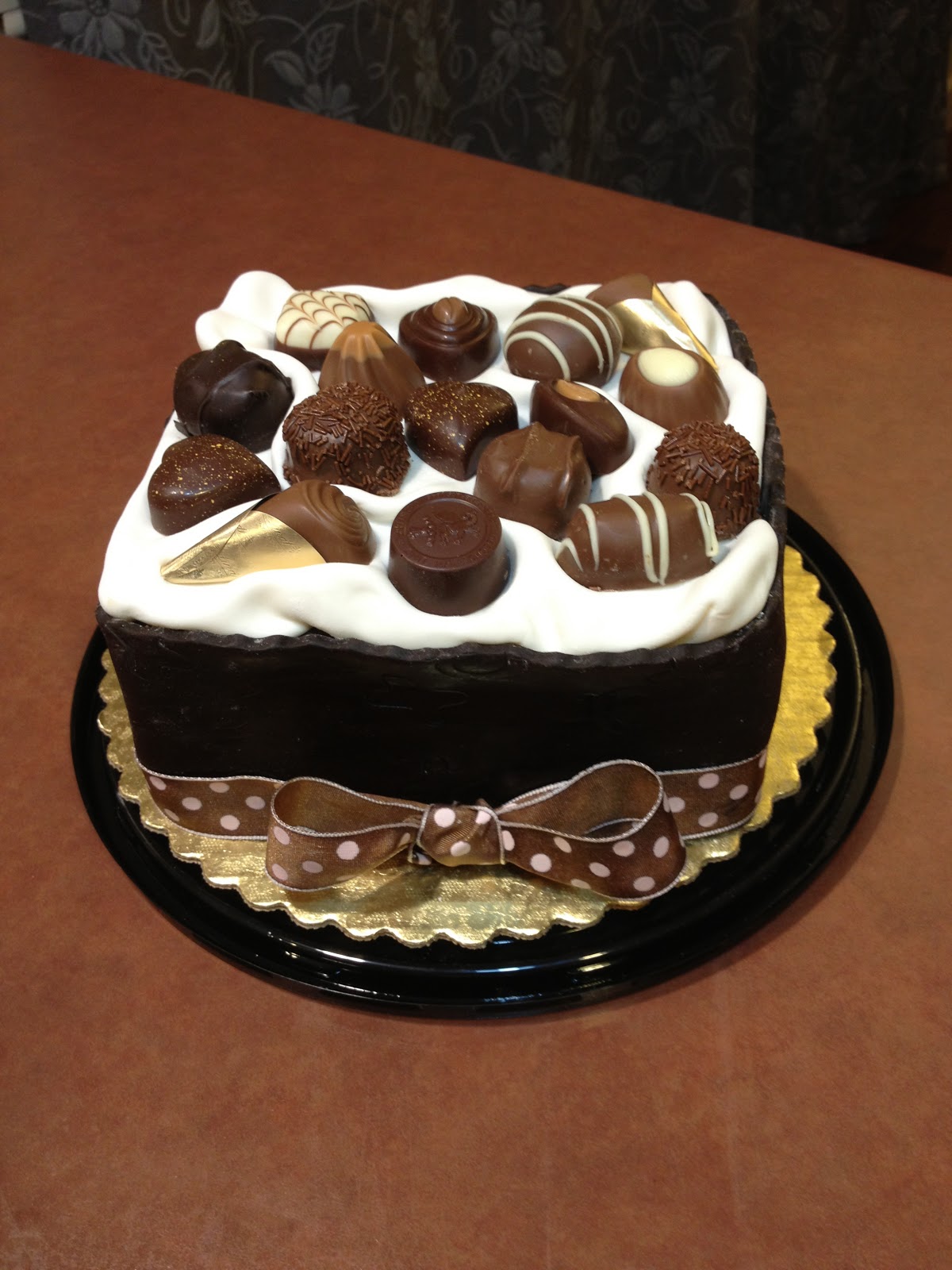 Cakes by Setia: Box of Chocolates Cake