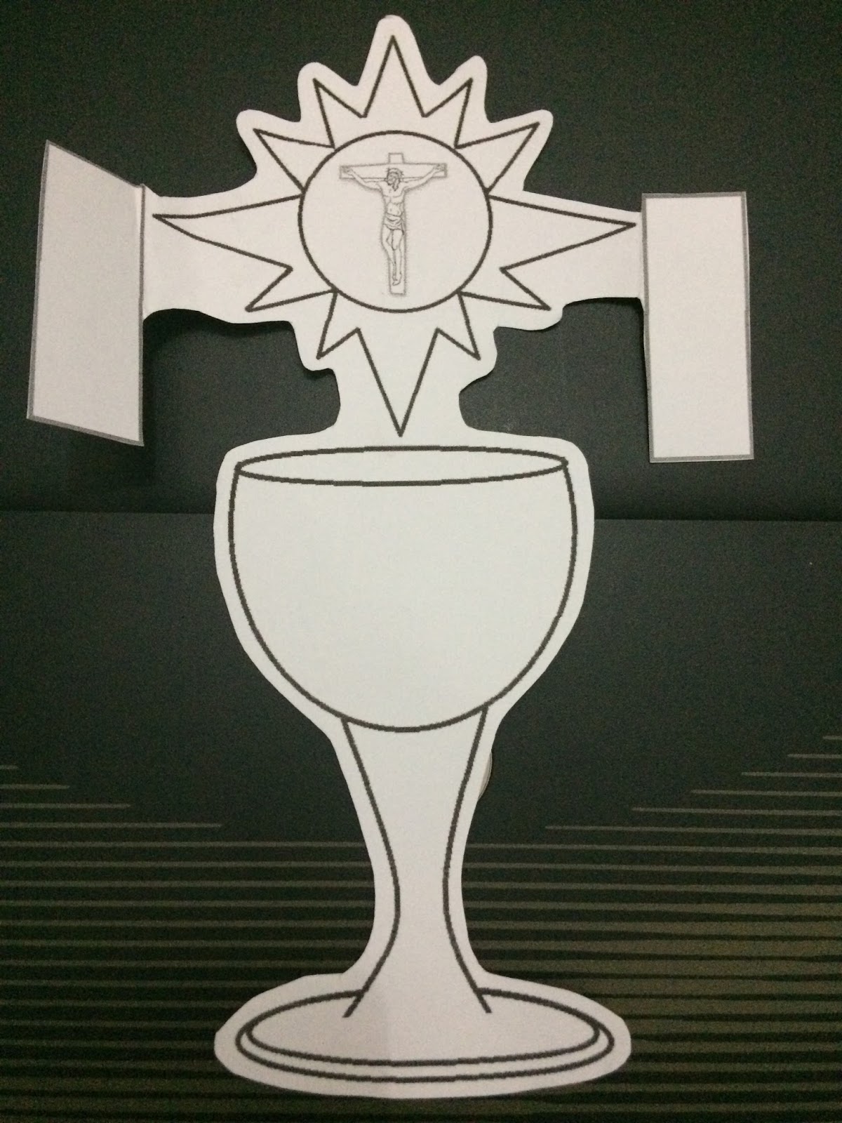 Tahun A~Hari Raya Tubuh dan Darah Kristus~Roti Hidup~Yoh 6:51-58