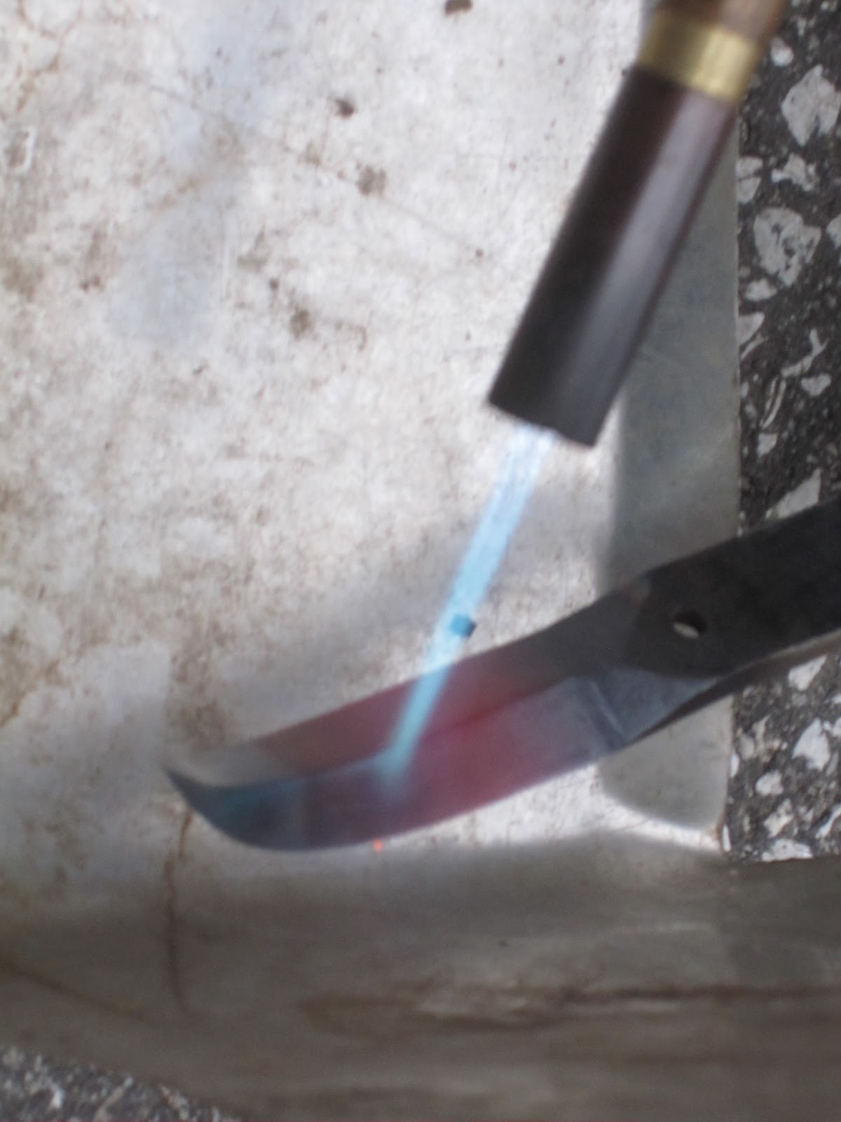 make everything: another Hooked Knife