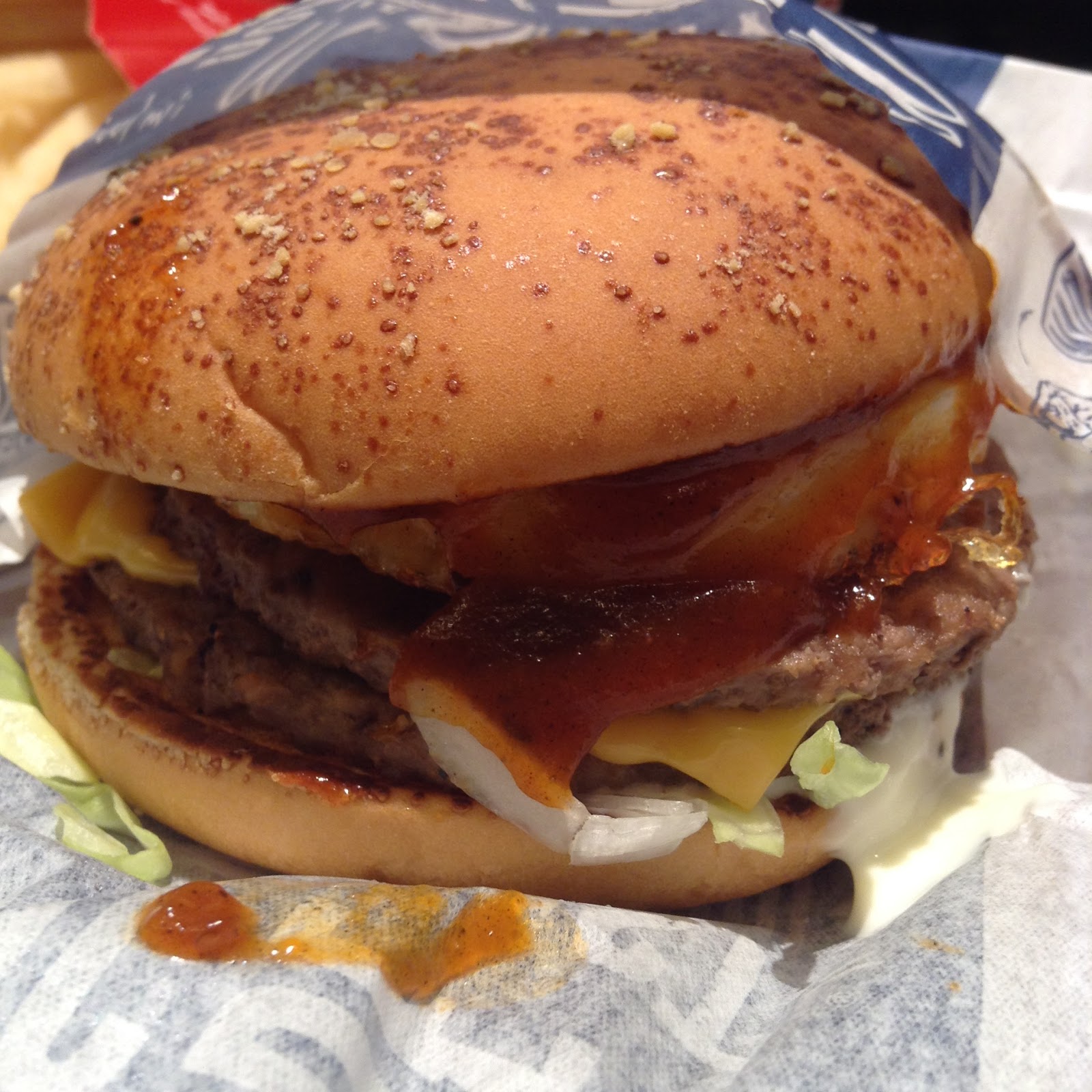 a simple moment: McDonald's マクドナルド - LOCO MOCO (ロコモコバーガー) burger review