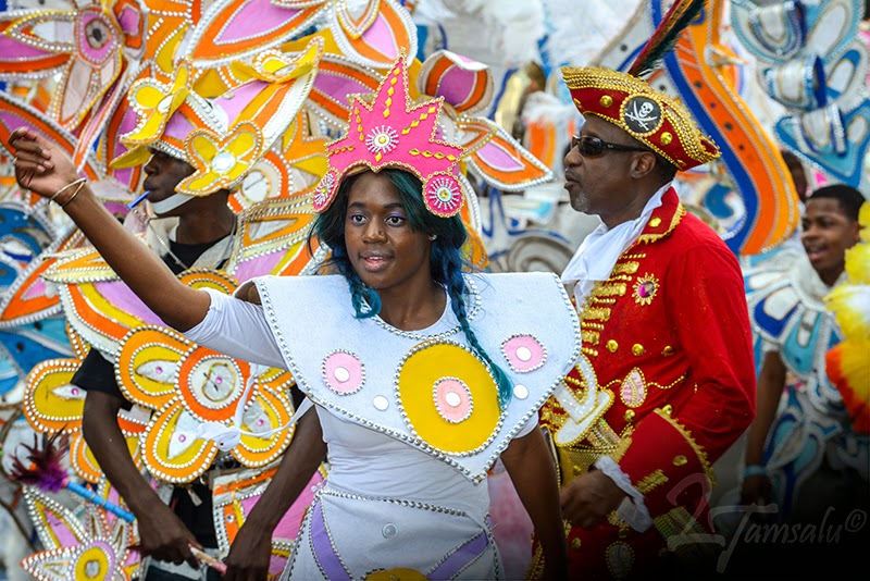 Hanna & Erkki Tamsalu travelogue: Junkanoo in the Bahamas