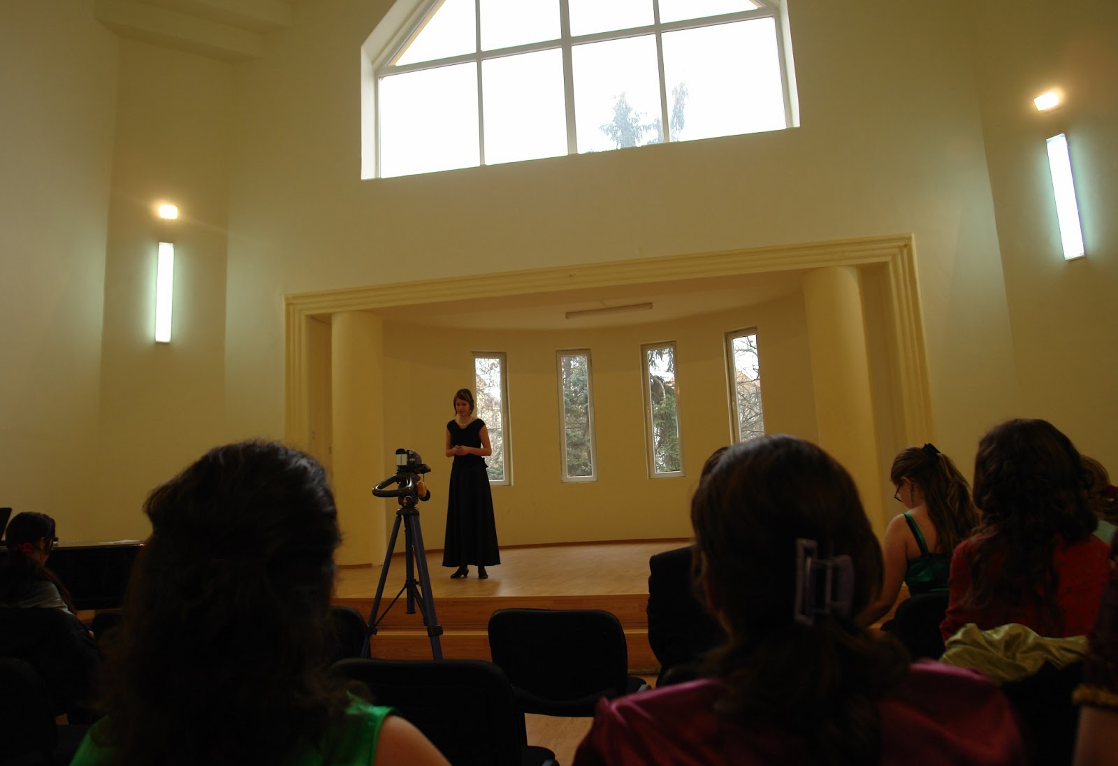 OPERA ORADEA: May 2009