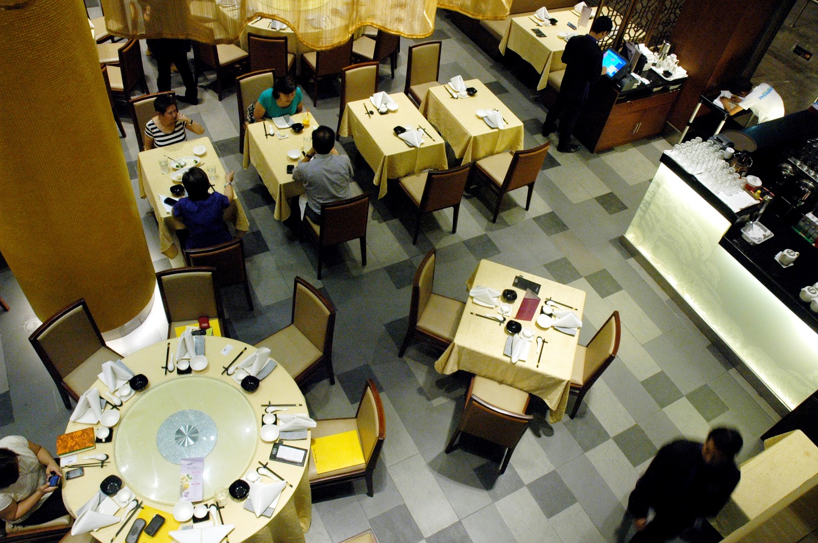 DUDE FOR FOOD: Authentic Cantonese Fine Dining Comes to The Fort with ...