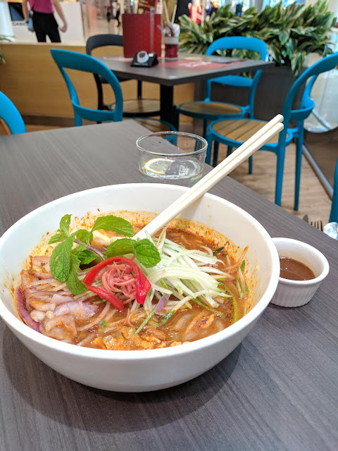 Yan's Family, Frens, Travel, And Food Journal: Cafe Sepiring, Paradigm ...