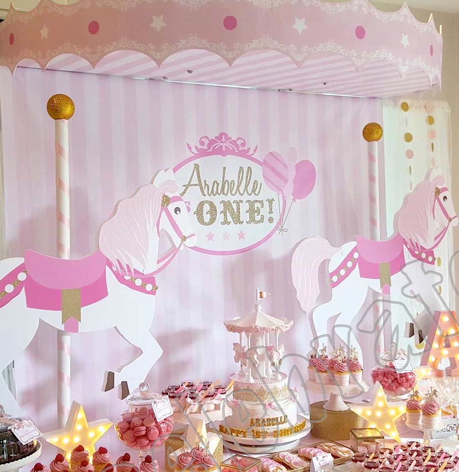 Celebrate with Cake!: Carousel themed Set up (Click on post for more ...