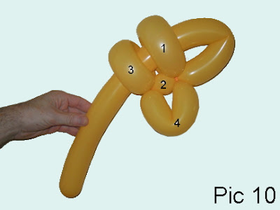CLASSICAL: Balloon hand peace sign