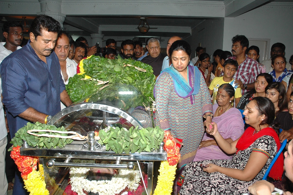 Actress Manjula Death Ceremony Stills | Tollyreels