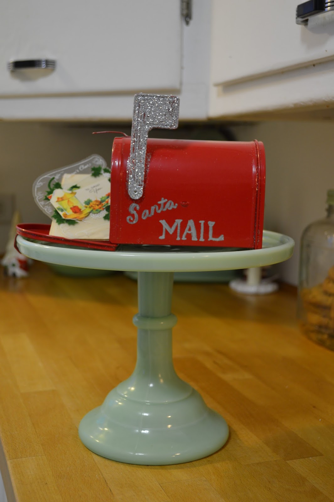 a holiday project: my take on pottery barn's santa mailbox