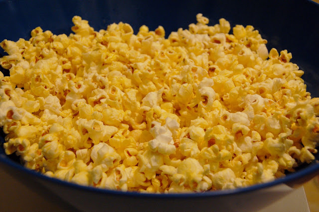My Comfort Foods: Homemade Theater-Style Popcorn