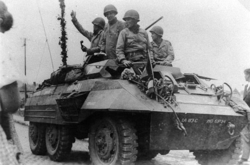 História & Modelismo: U.S. M20 Armored Utility Car - 1:35 Tamiya ...