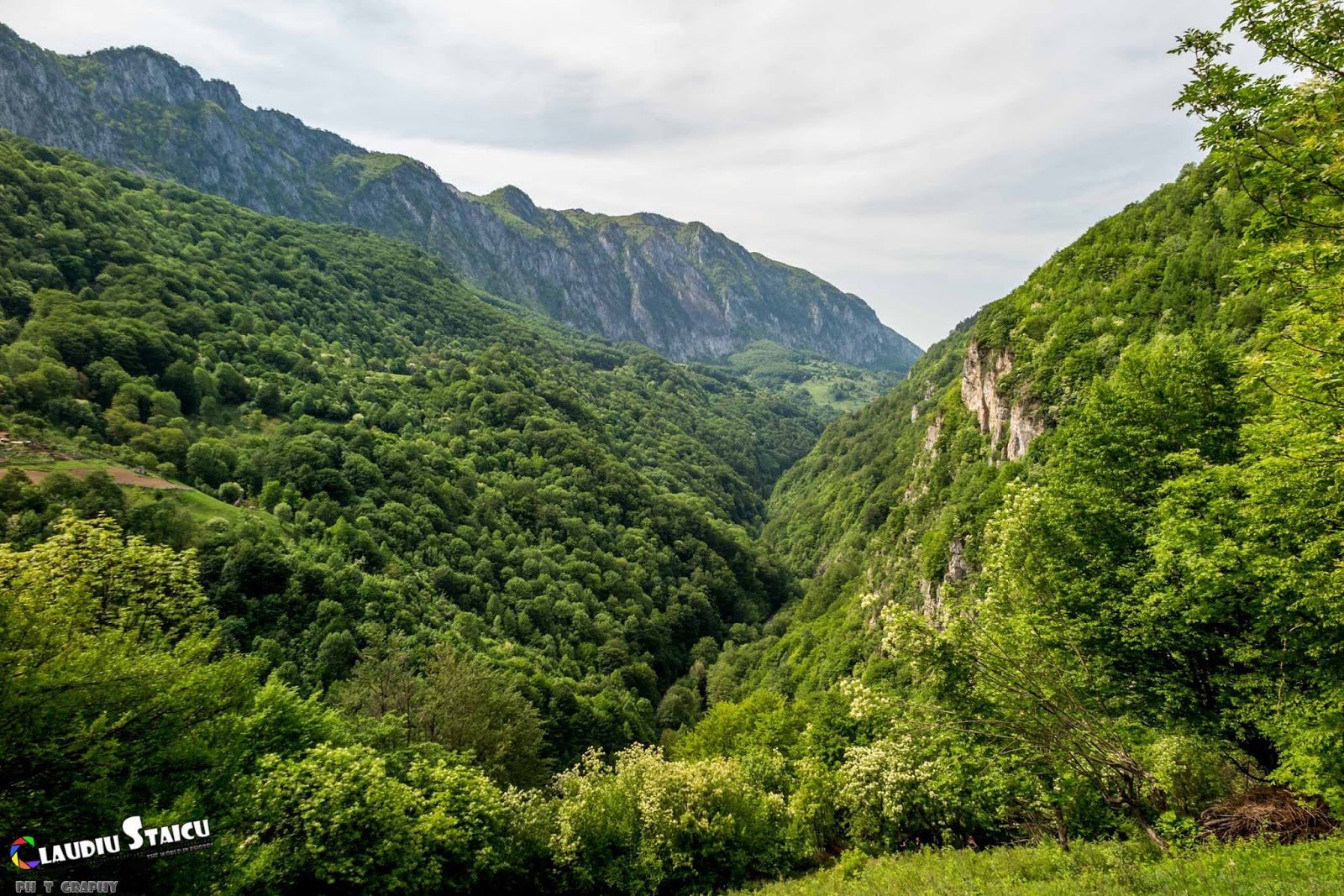 Satul Inelet - Valea Cernei