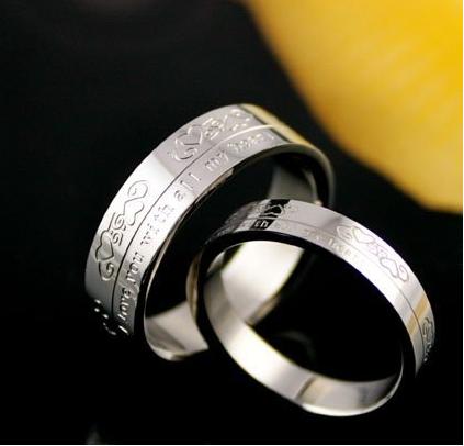 CoupleLoveTee: Lovely Couple Ring