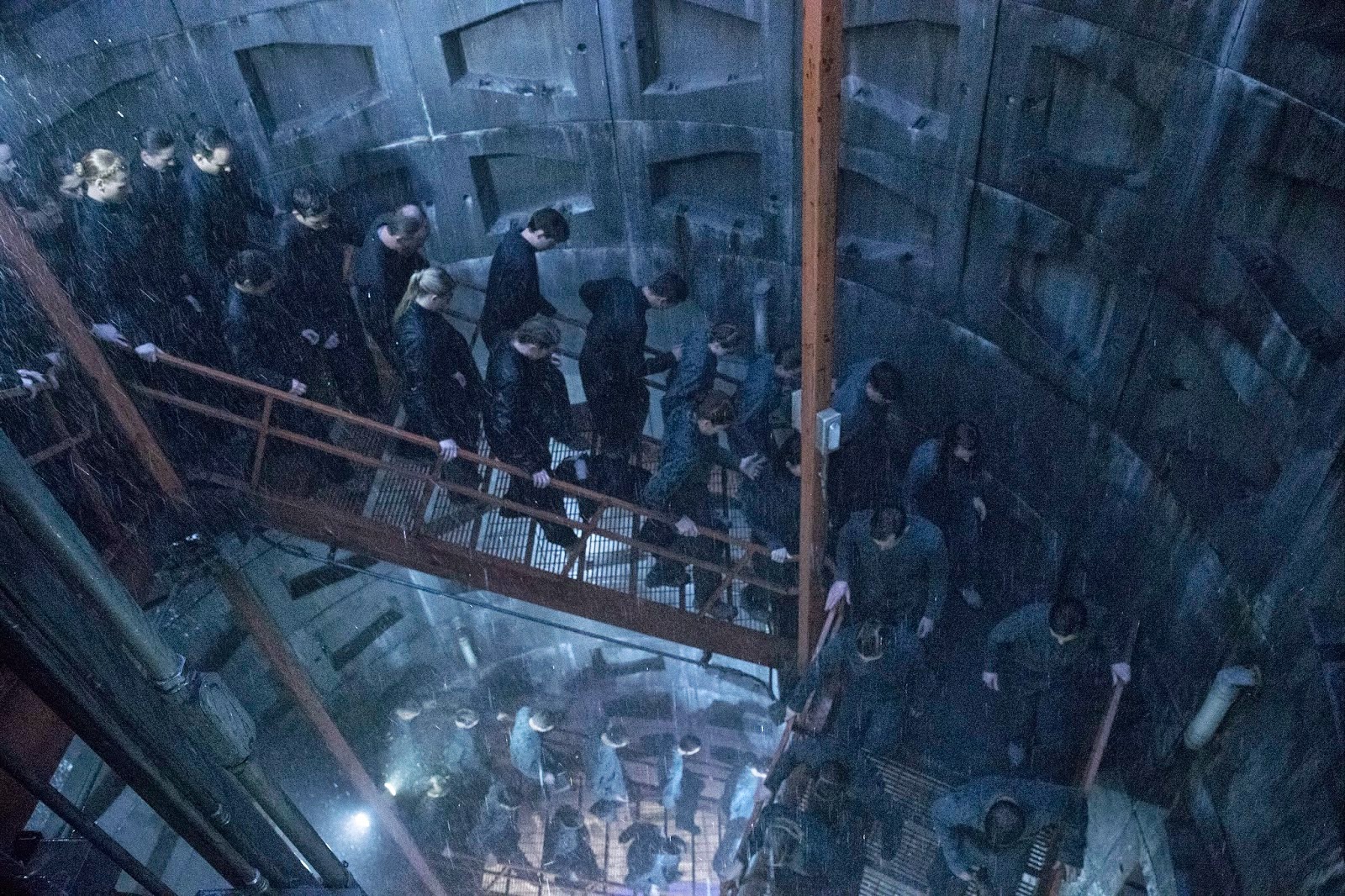 Welcome to District 12: New Mockingjay Part 1 Stills!