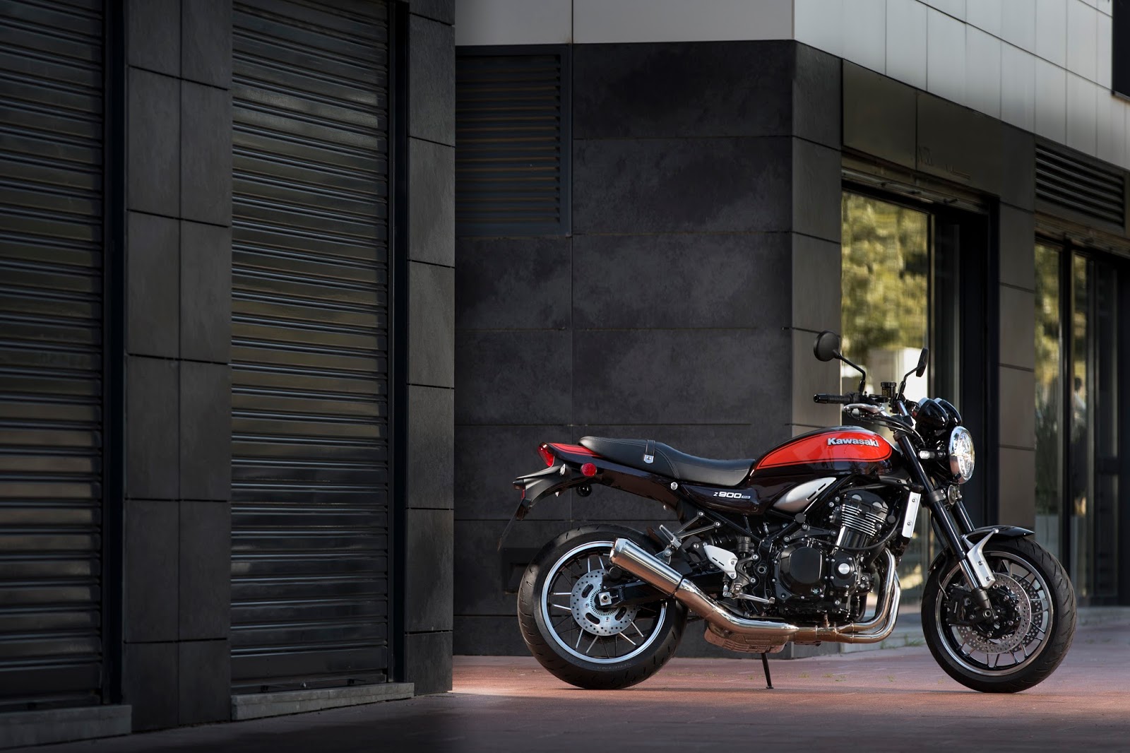 Racing Cafè: Kawasaki Z900 RS 2018 #2