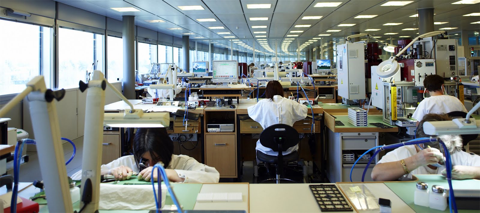 Welcome to RolexMagazine.com: Inside Rolex, Rolex Manufacturing ...