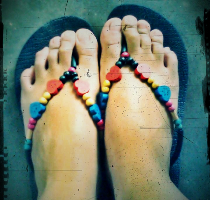 A Journey: Tsinelas