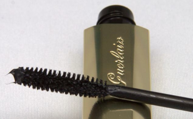 Mascara Monday - Guerlain Maxi Lash Volume Creating Curl Sculpting ...