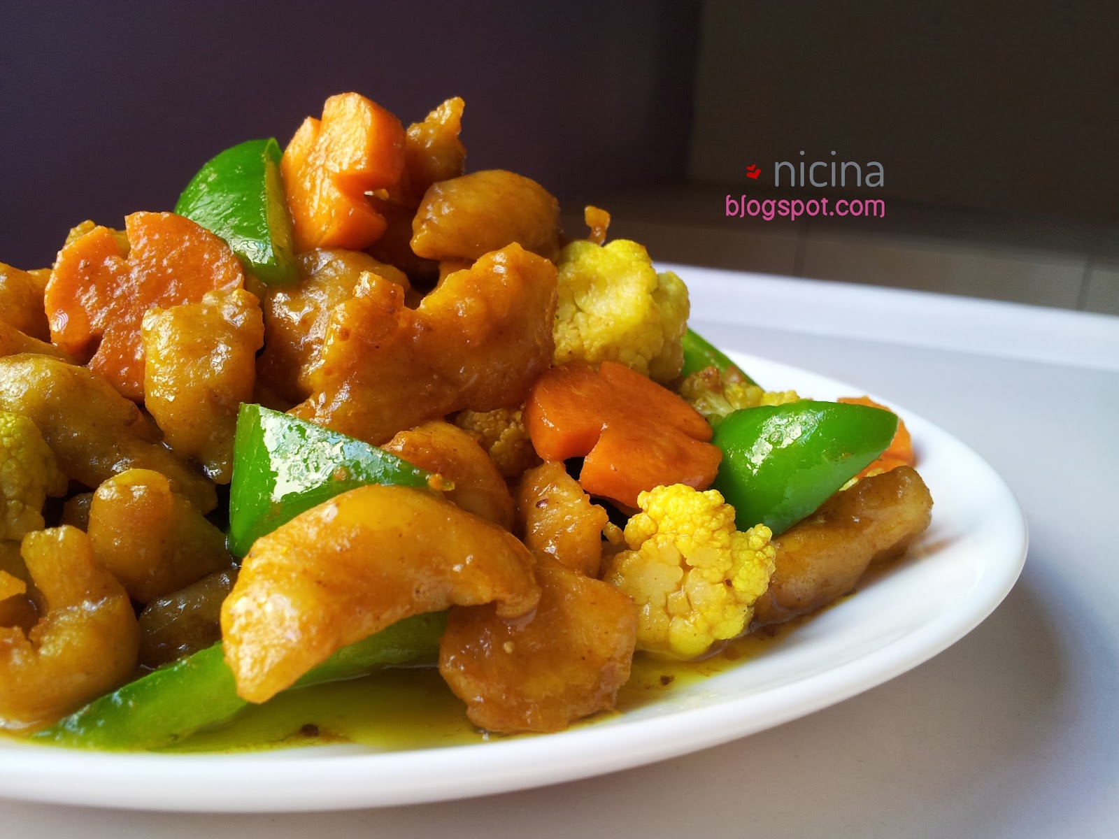 Ayam Goreng Kunyit Special - nicina