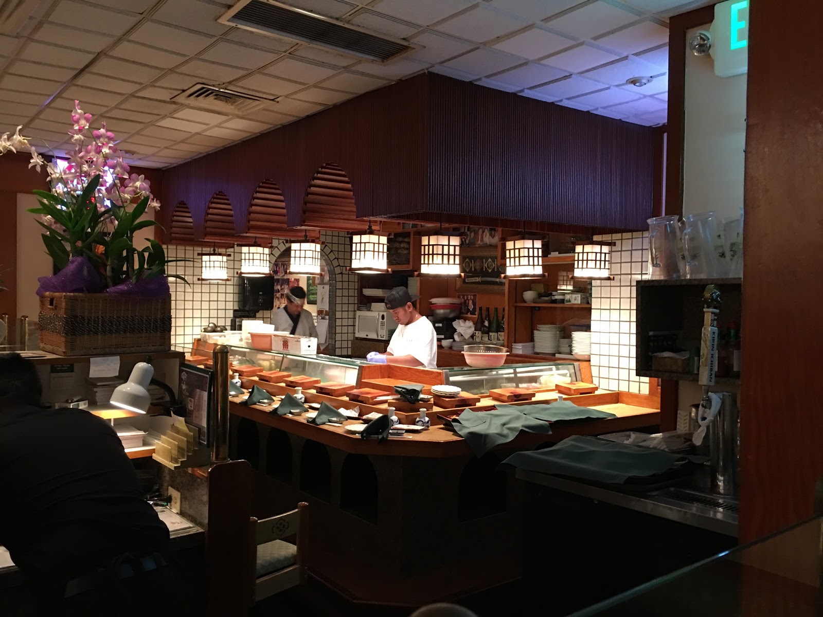 GREAT EATS HAWAII: YANAGI SUSHI