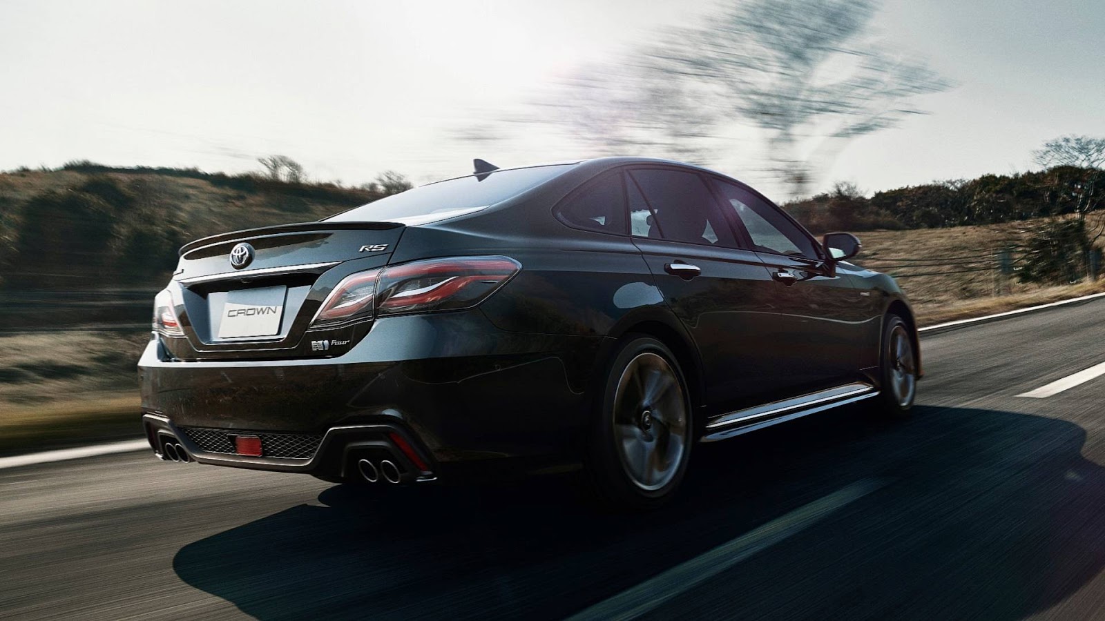 動作頻頻！日本市場喜迎第15代Toyota Crown上市！ | SanjiNoir 黑侍樂讀