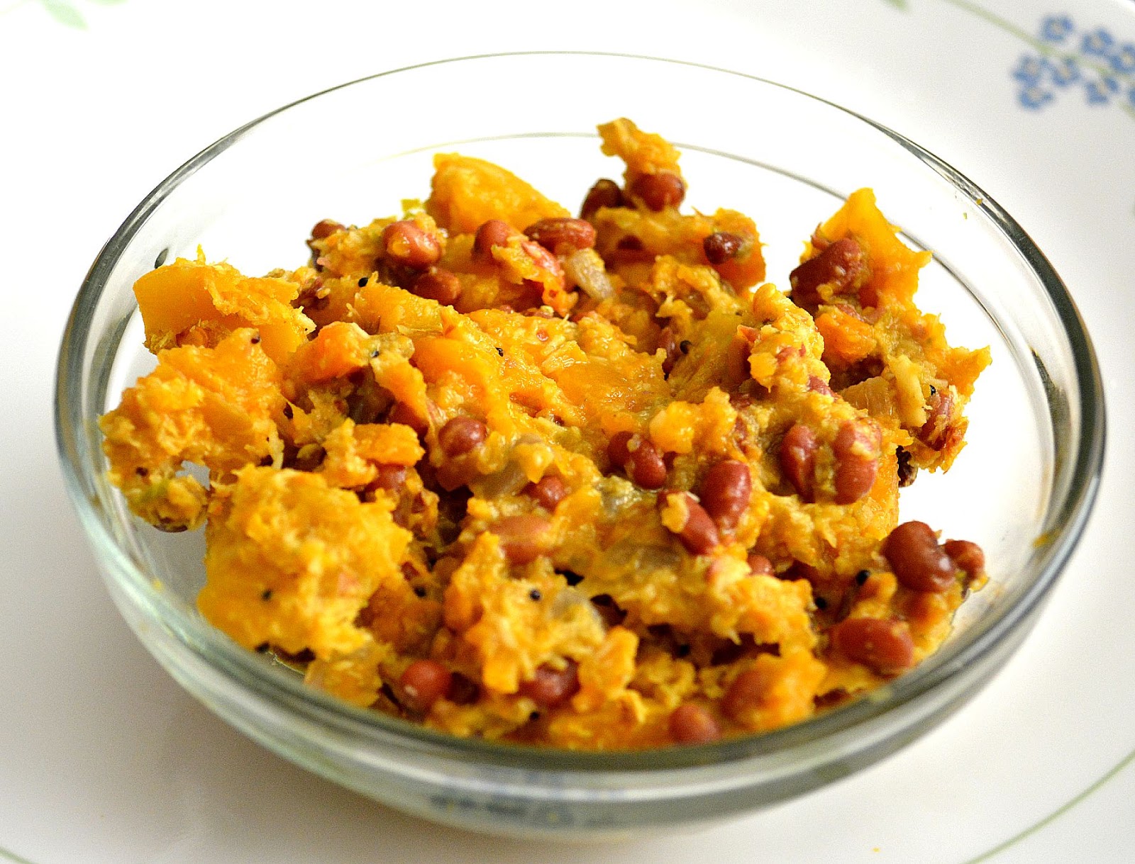 Mathanga Vanpayar Erissery / Pumpkin Erissery | Sowmia's Galley