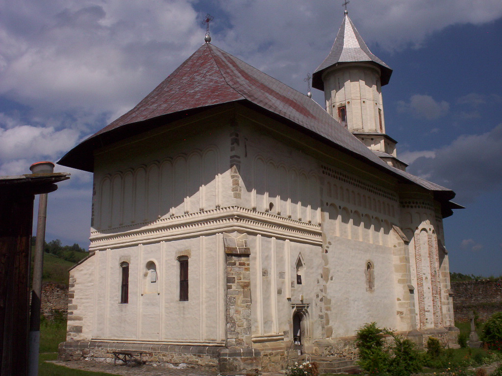 Taraba lui Cristinel - Diverse: Manastirea Tazlau, vestita vatra monahala