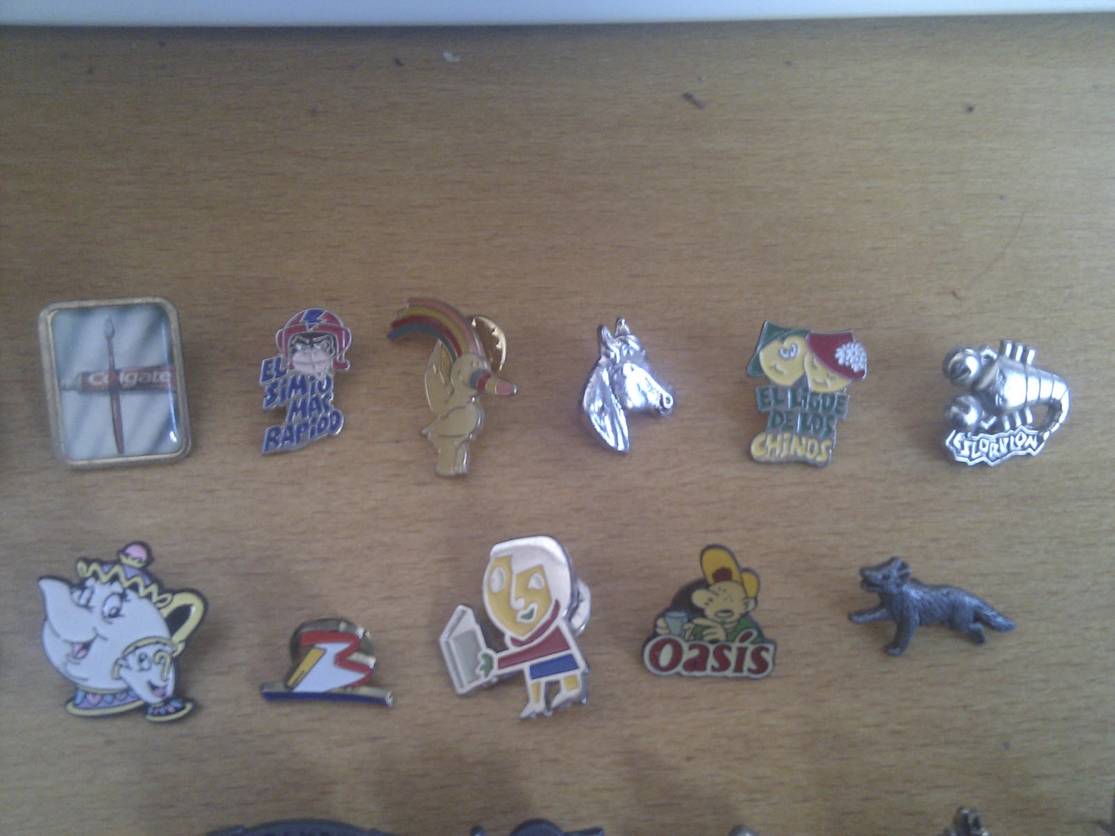 Coleccionista Pins en Vigo