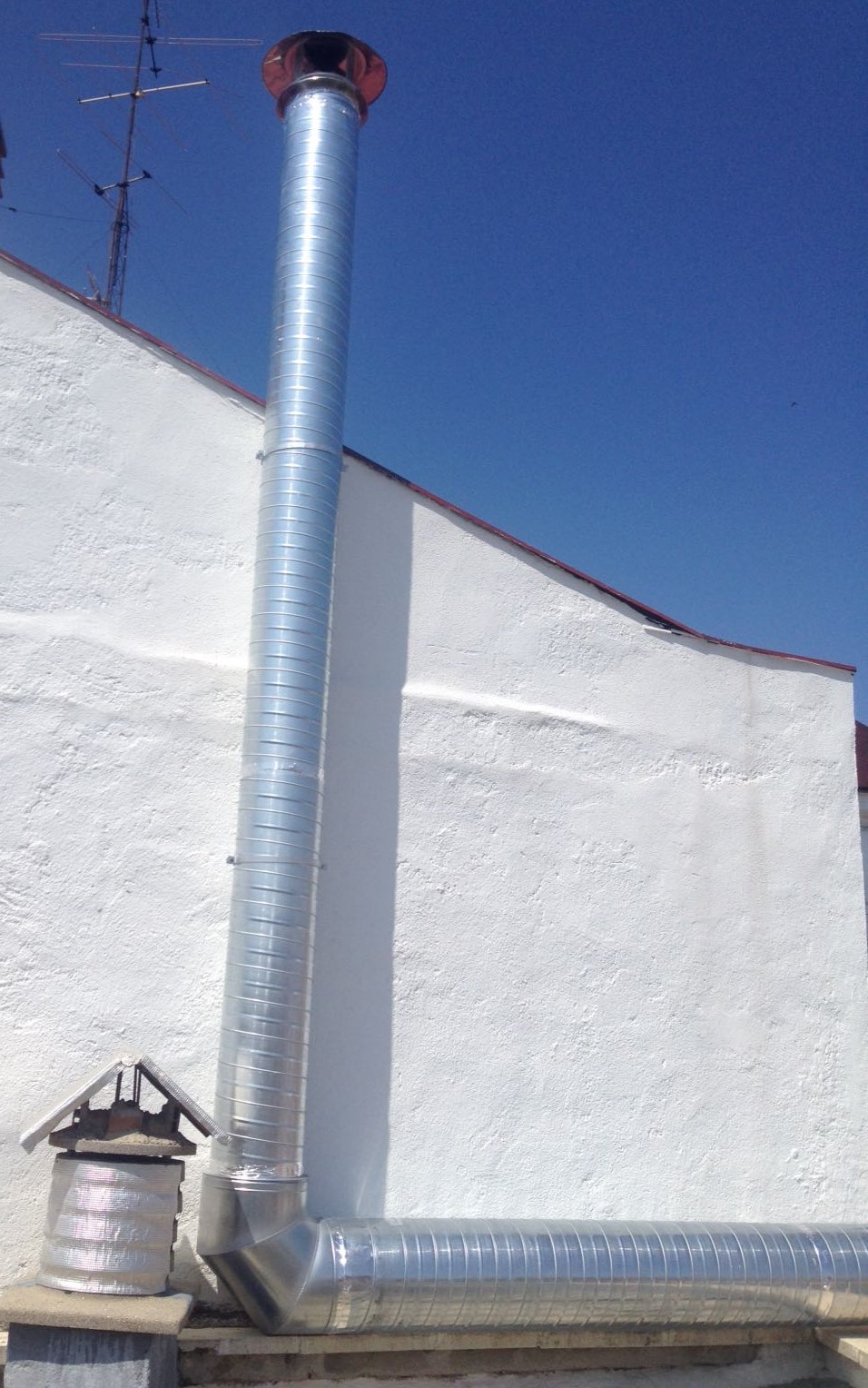 Salida de humos, instalador salidas humos y tubos chimeneas, campanas ...