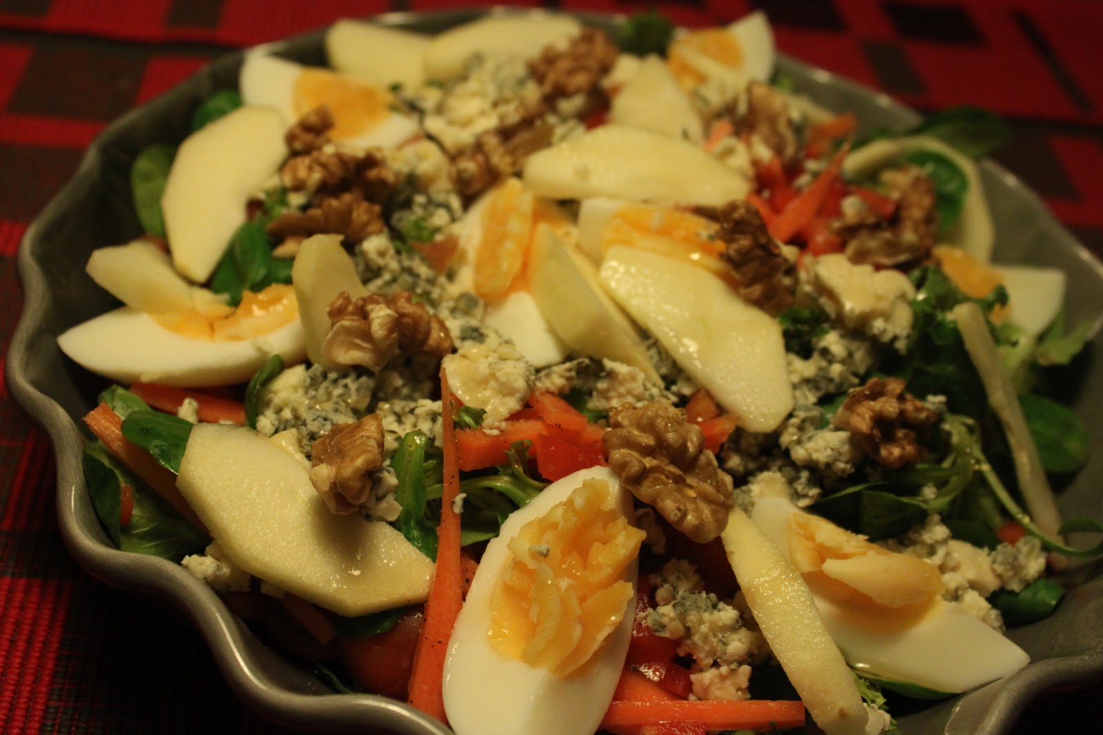 Mumsfillibaba!!!: God och matig sallad