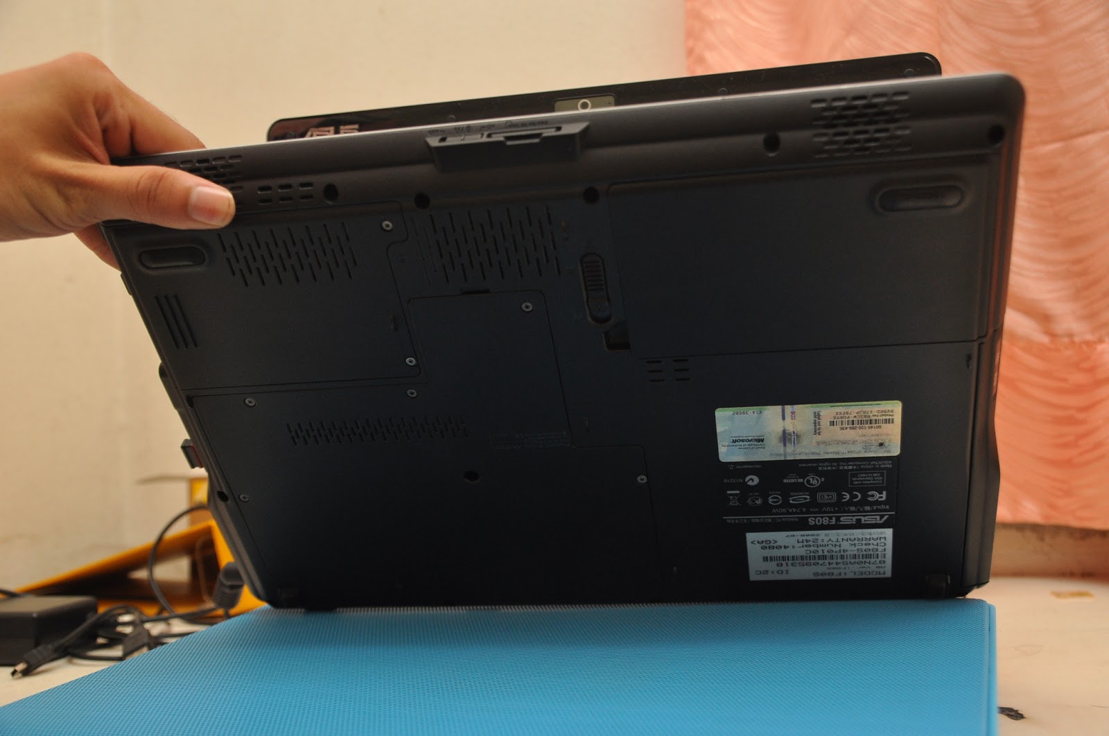 Manisnya Hidup Ini: Personal Experience with Asus F80S