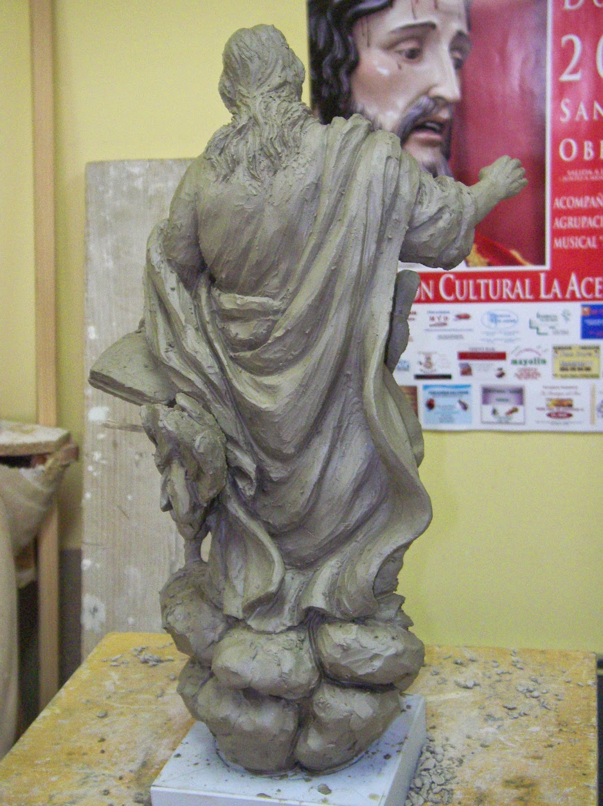 López Ramírez, escultor-imaginero: Modelo en barro de San Juan Evangelista.