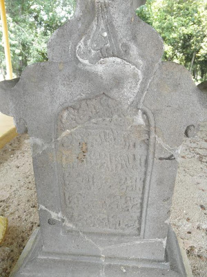 SENI LAMA MELAYU (MALAY OLDEN ART): Batu-batu nesan di makam Sultan ...