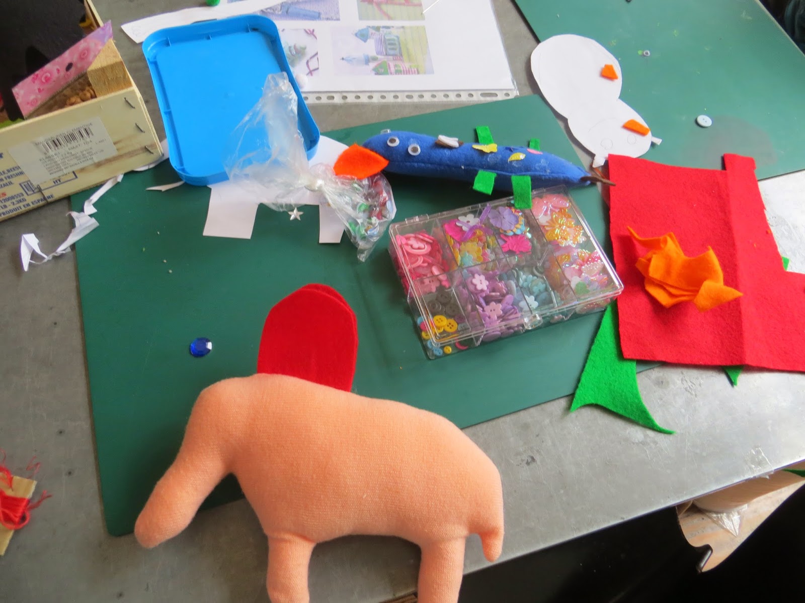 Workshop Haarlem: foto's creatief kinderfeestje fantasie knuffel maken