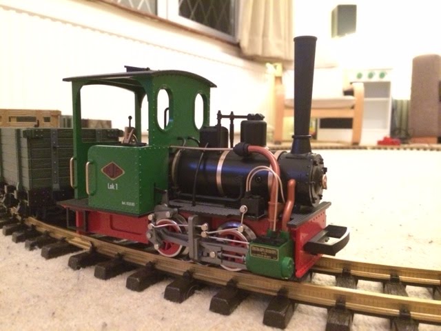 The Elly James & Keith Light Railway: Feldbahn arrives...