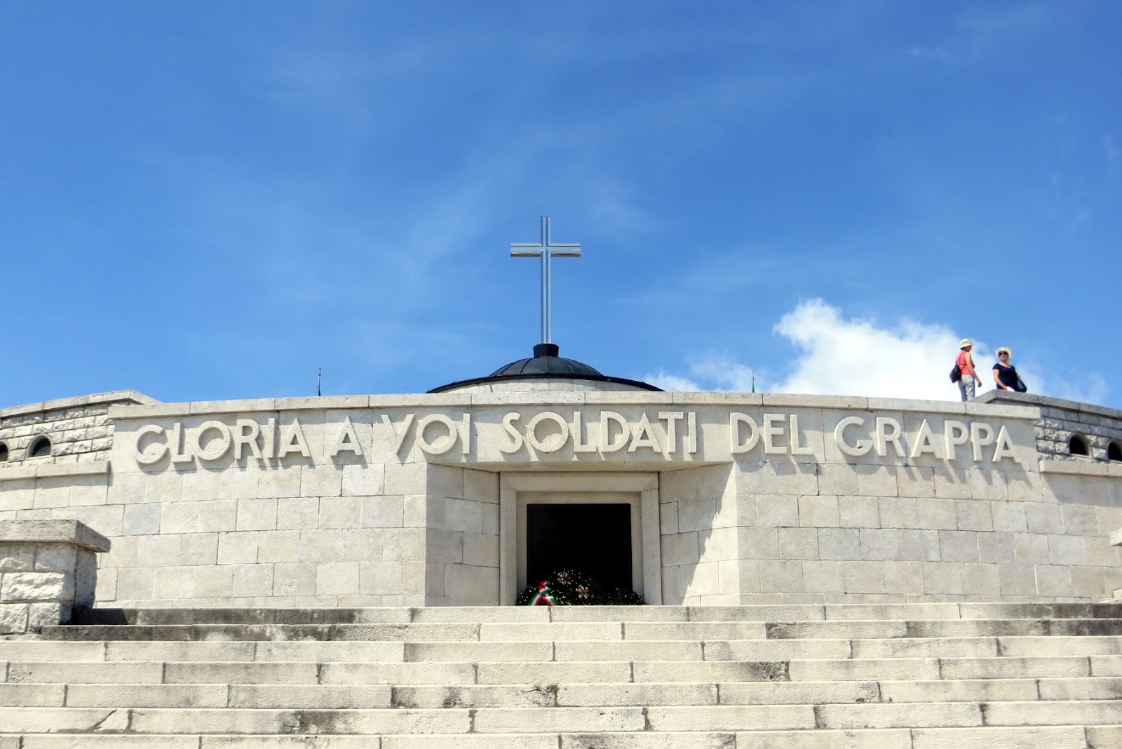 Escursione a Cima Grappa da Valle San Liberale - Montagna di Viaggi
