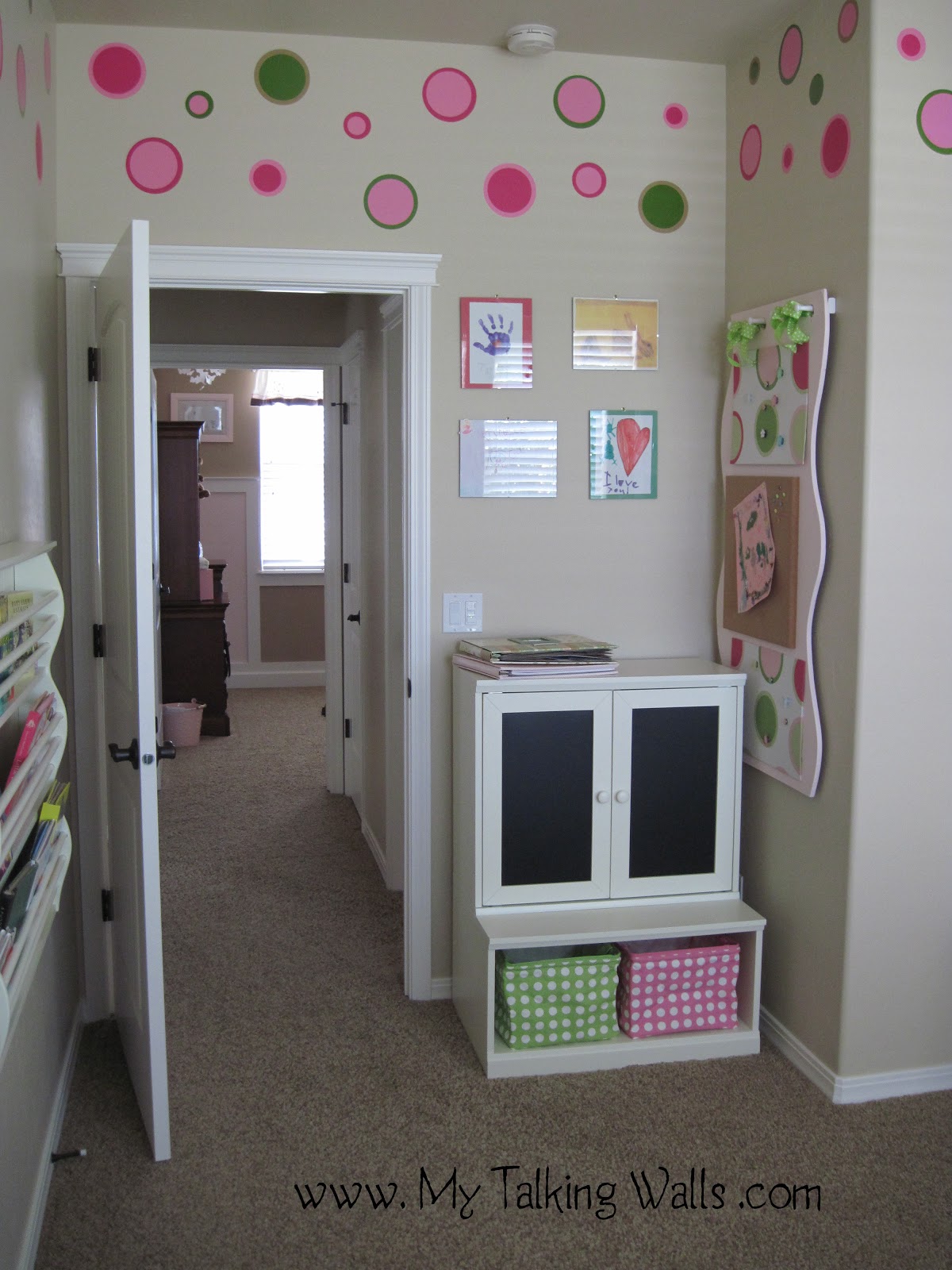 My Talking Walls: Photos