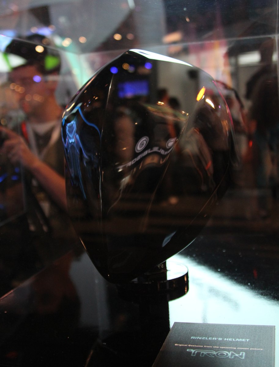 ArtFunk Props: Rinzler helmet ( TRON LEGACY )