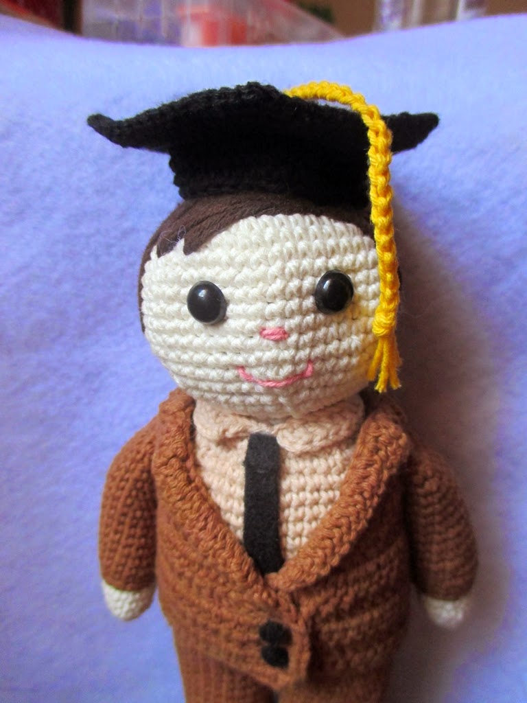 Amigurumi Human Graduation - Craft Lotus